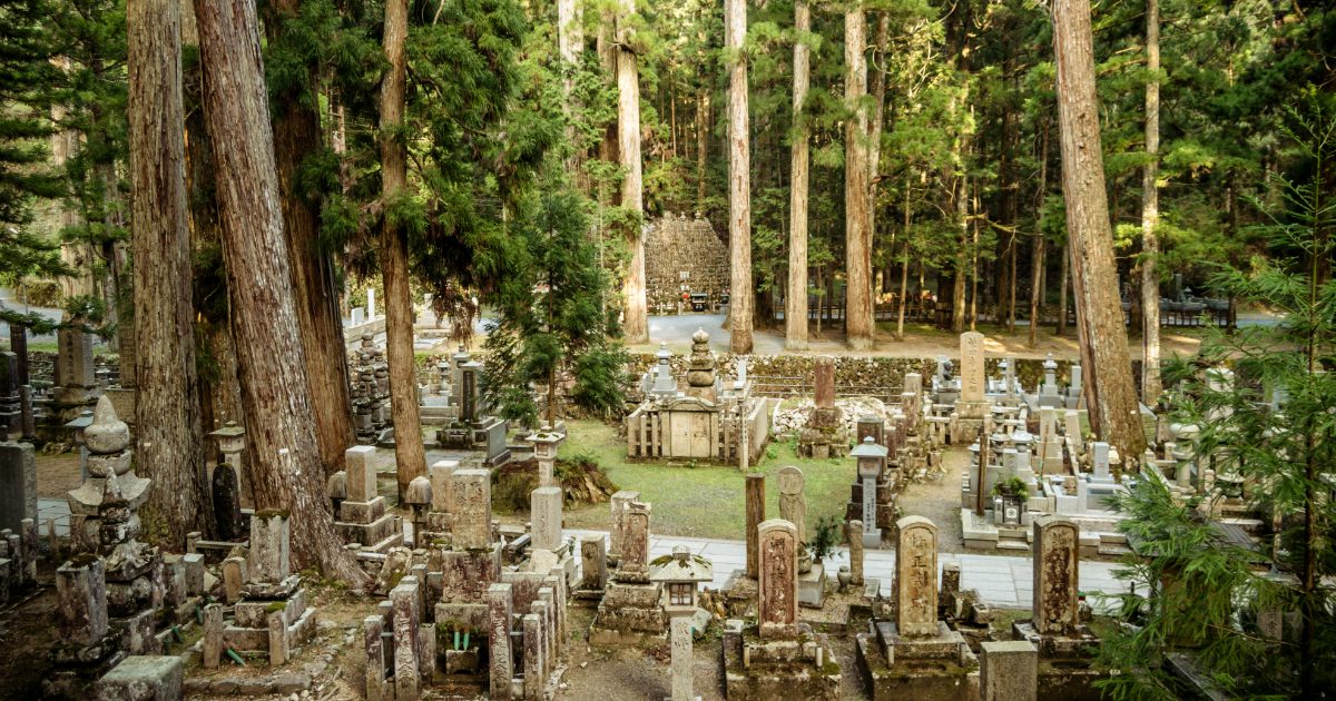 The World's Most Beautiful Cemeteries Worth Traveling to See (Seriously ...