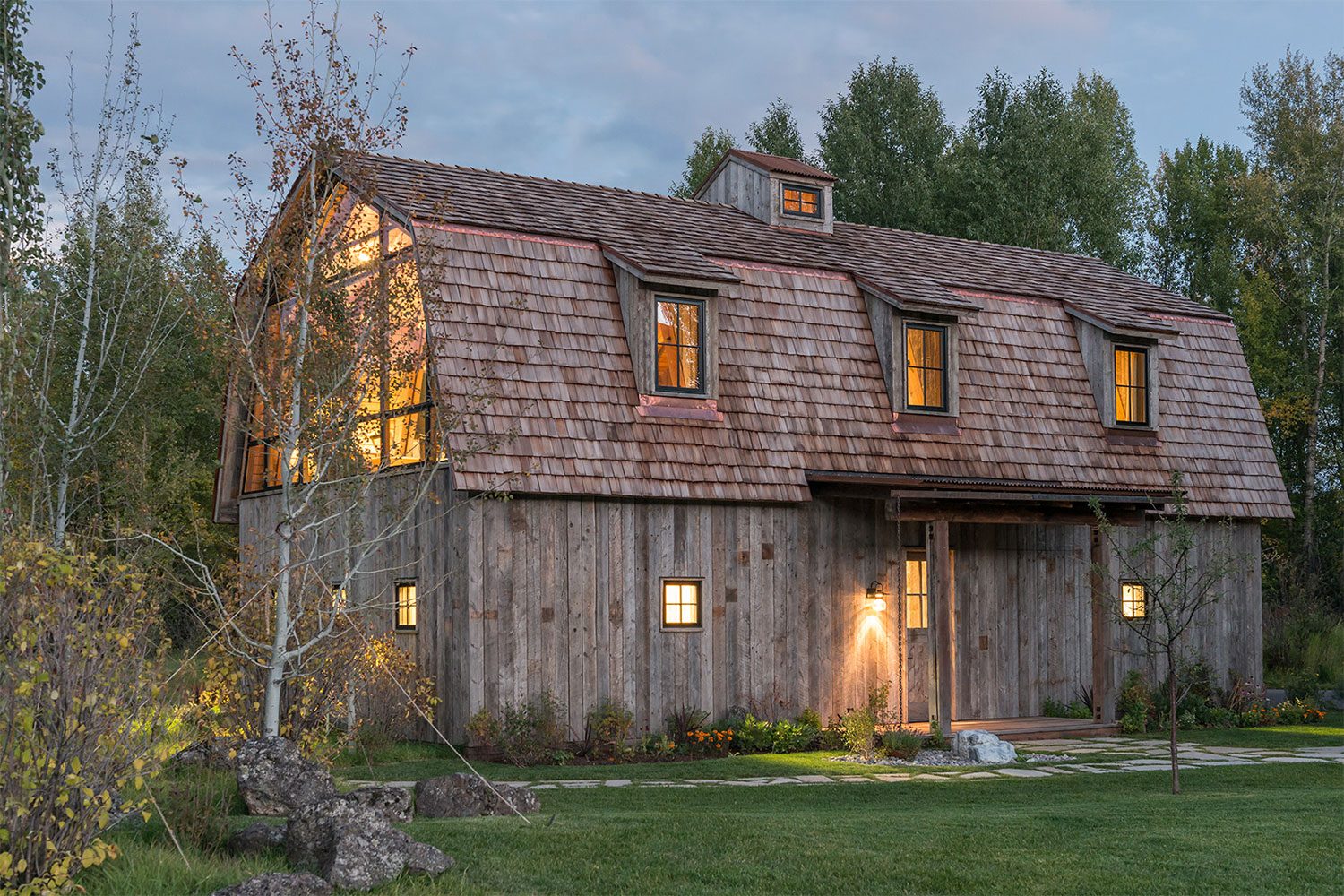 Rustic Meets Modern in this Innovative Barn House - The Manual