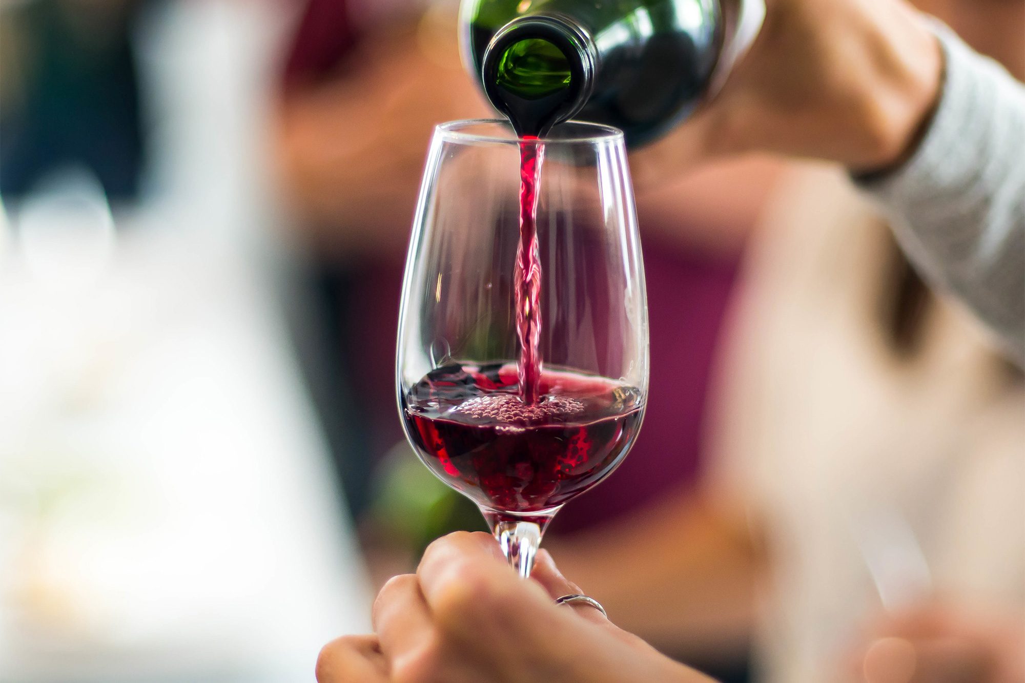 It's Time To Get To Know These Types of Red Wines - The Manual