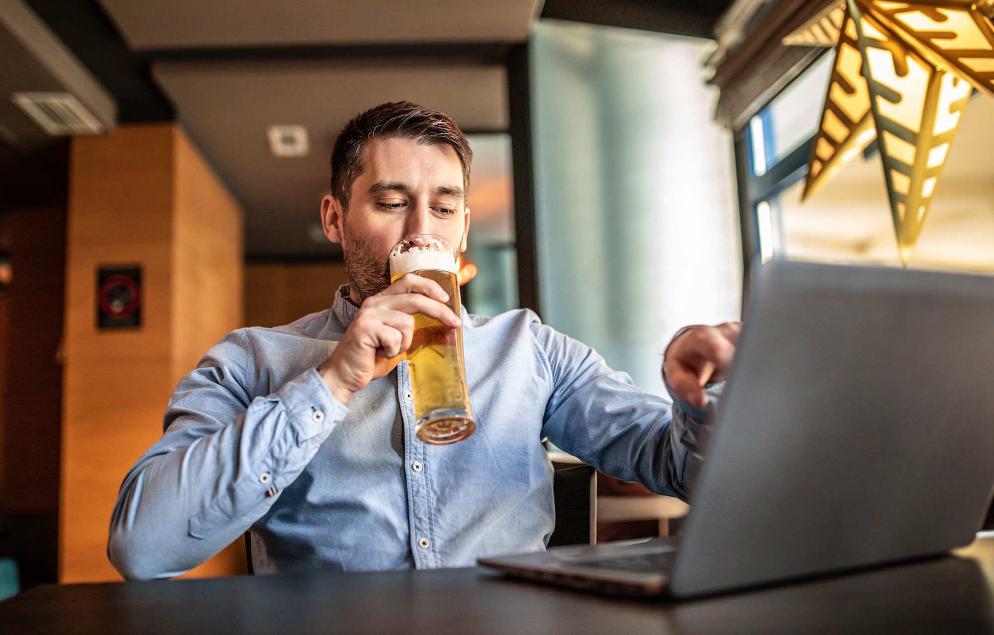 How To Maintain Healthy Drinking Habits During Quarantine - The Manual