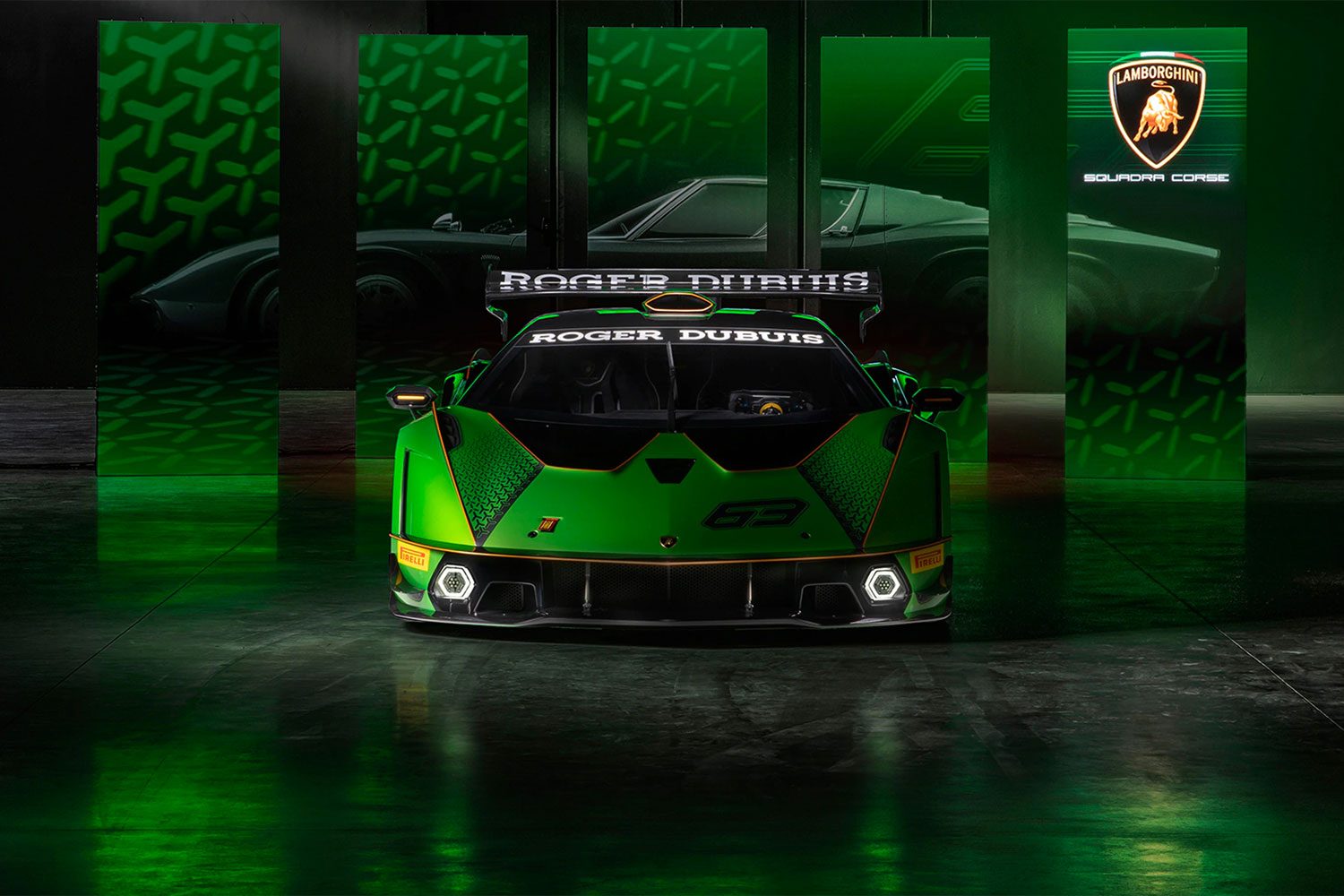 Lamborghini’s Track-Only Essenza SCV12 Is a Beast With a V12 - The Manual