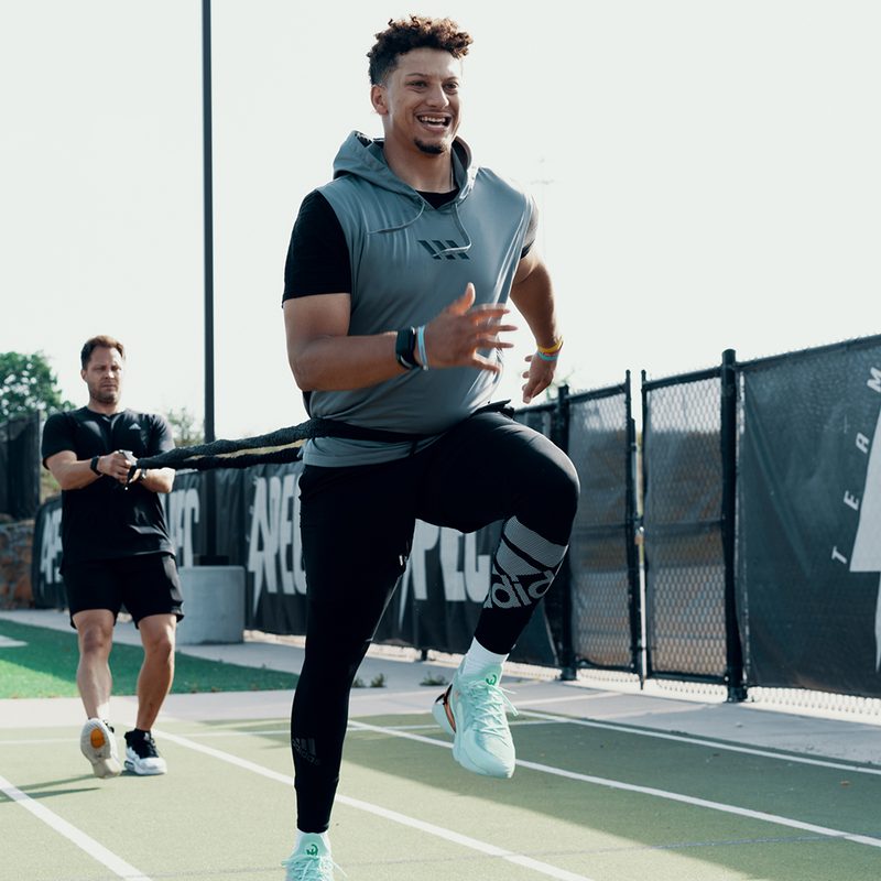 How To Work Out Like Patrick Mahomes, According To His Trainer - The Manual
