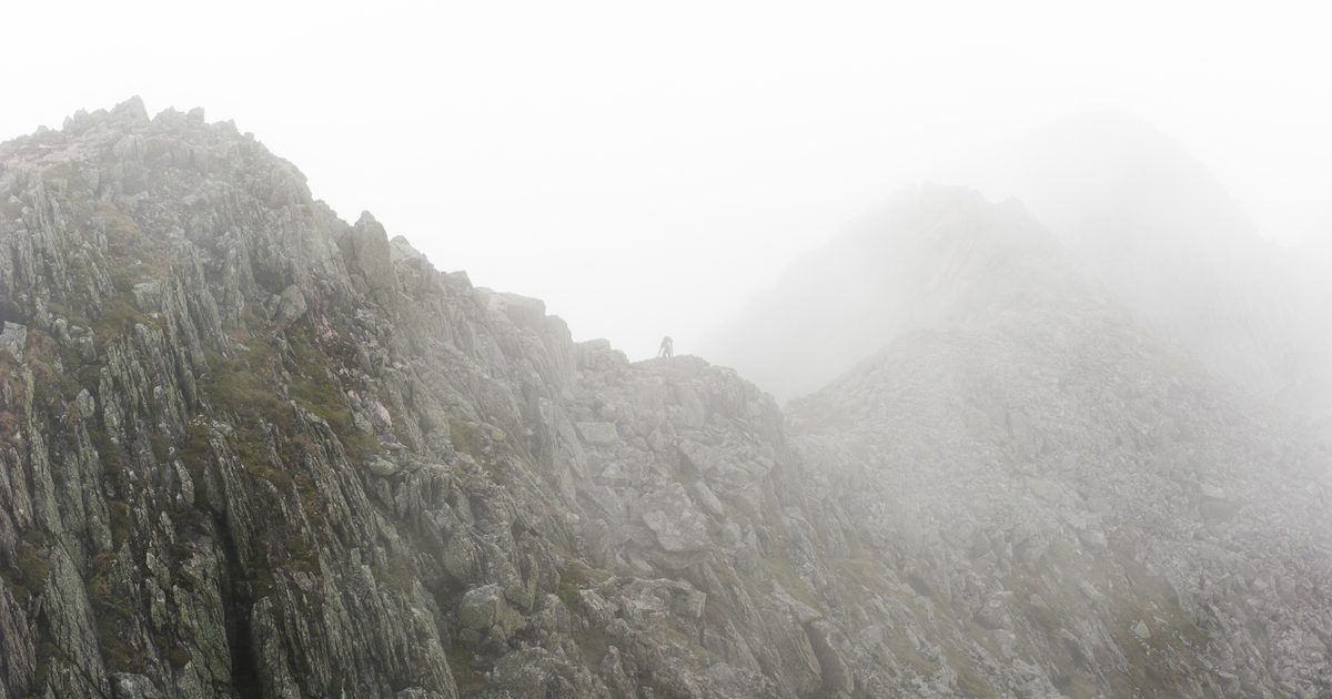 Hiking the Knife Edge Trail to the Highest Peak in Maine - The Manual