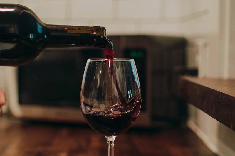 The 12 Best Dry Red Wines: A Guide for Beginners - The Manual