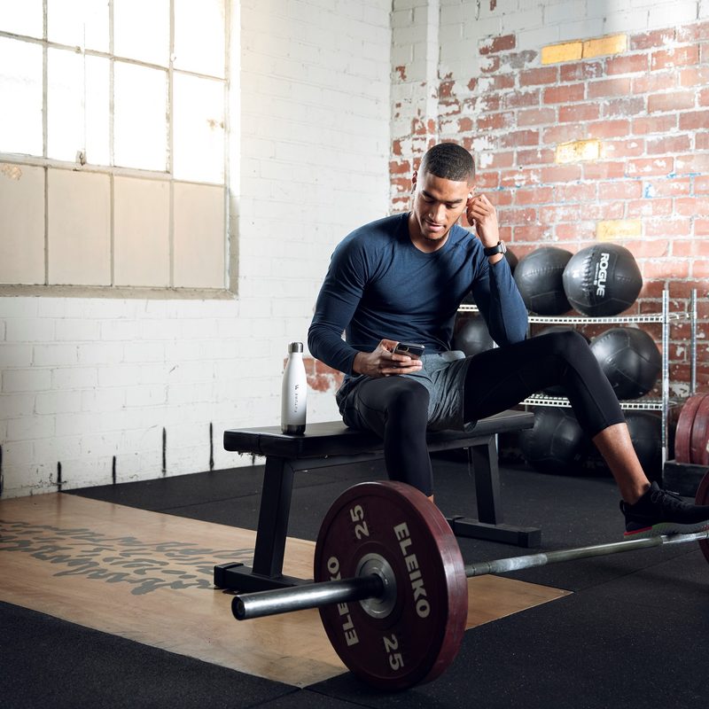 Celebrity trainer tells us the 10 best back exercises to do - The Manual