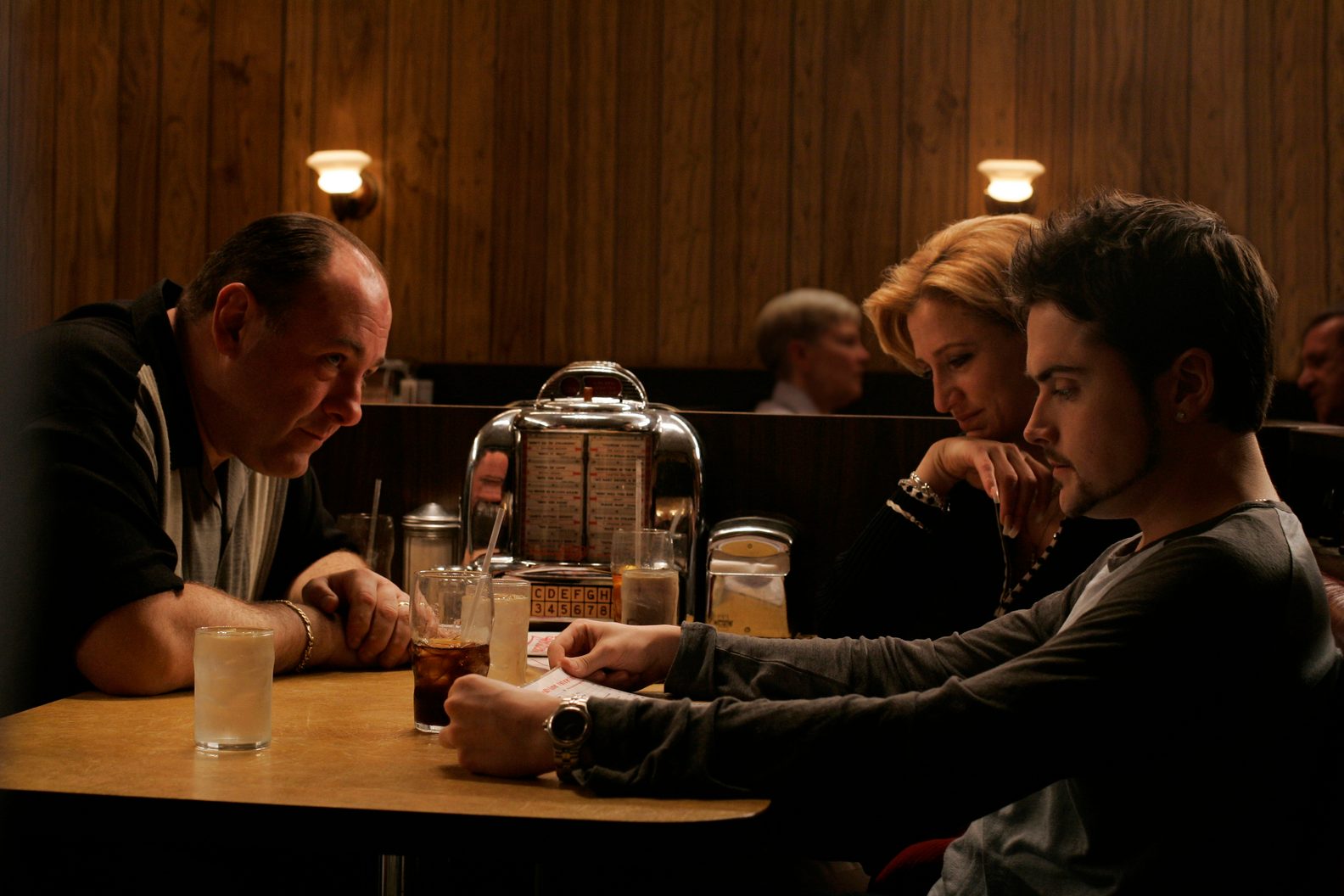 The shows like Breaking Bad to thrill and captivate you - The Manual