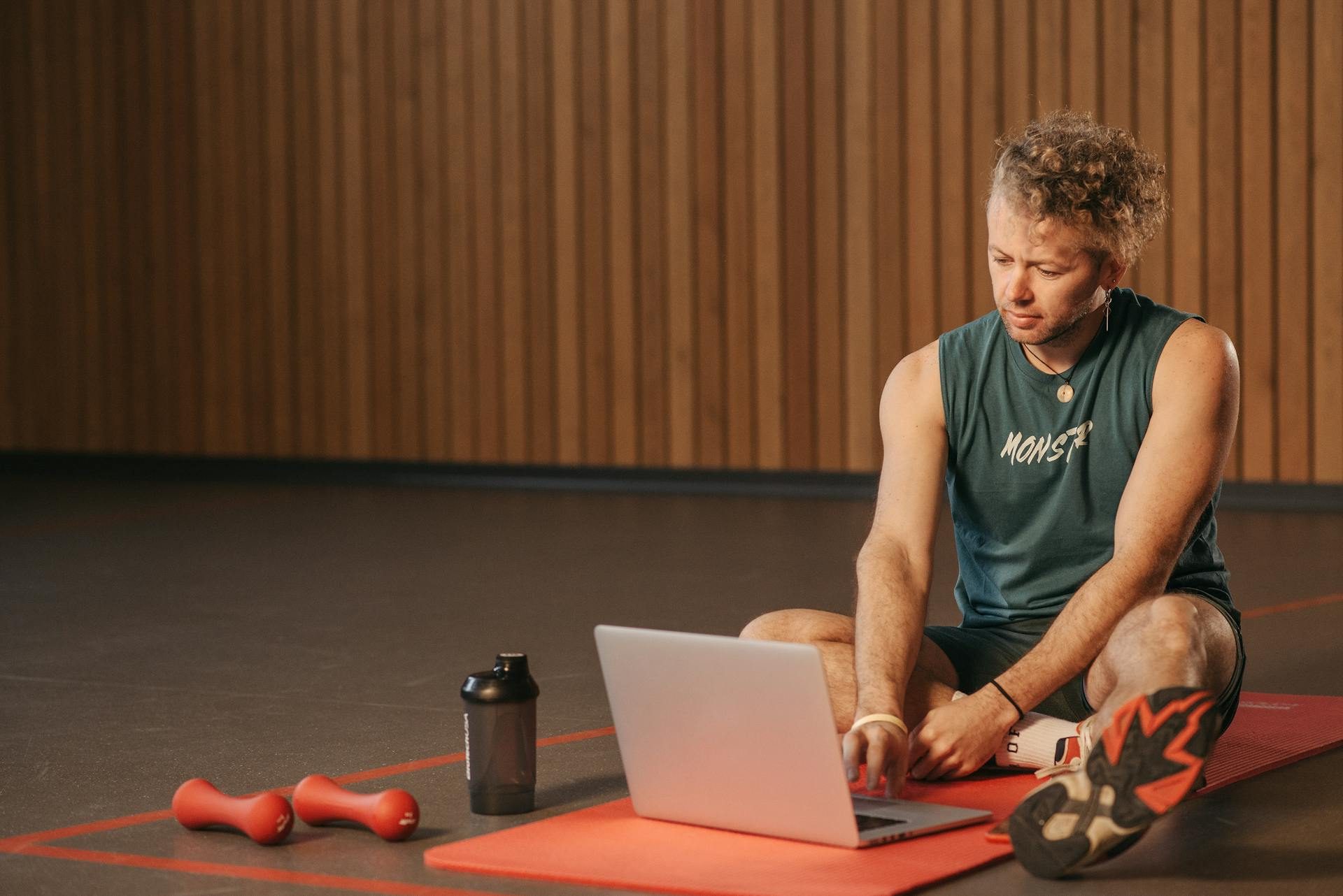 AI personal trainers: pros, cons, and how to decide if they’re right ...