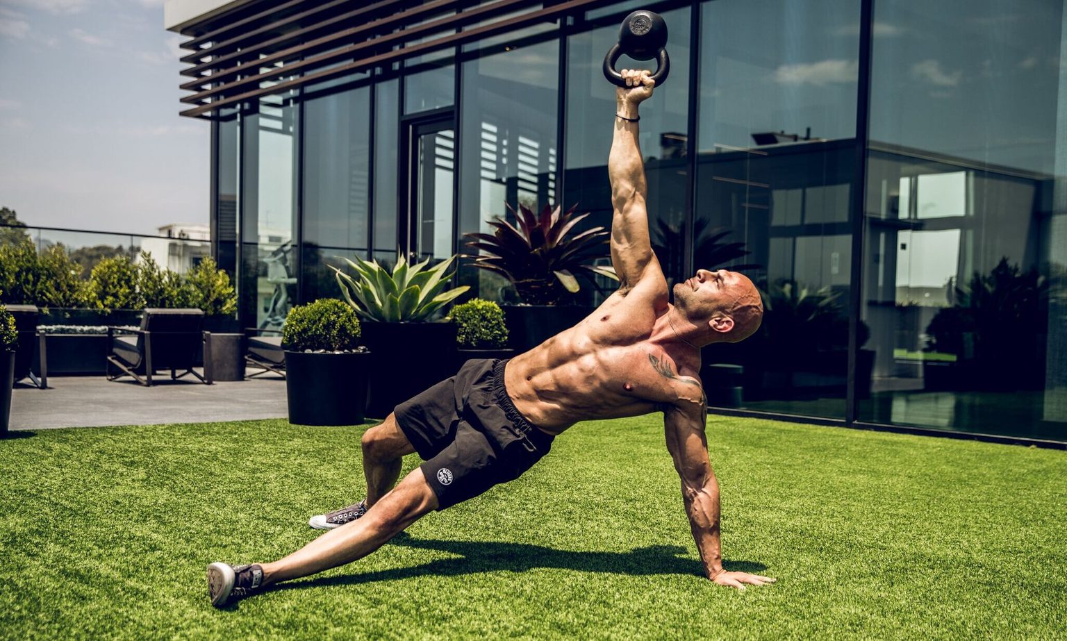 The 12-week bulking workout plan for serious muscle growth - The Manual