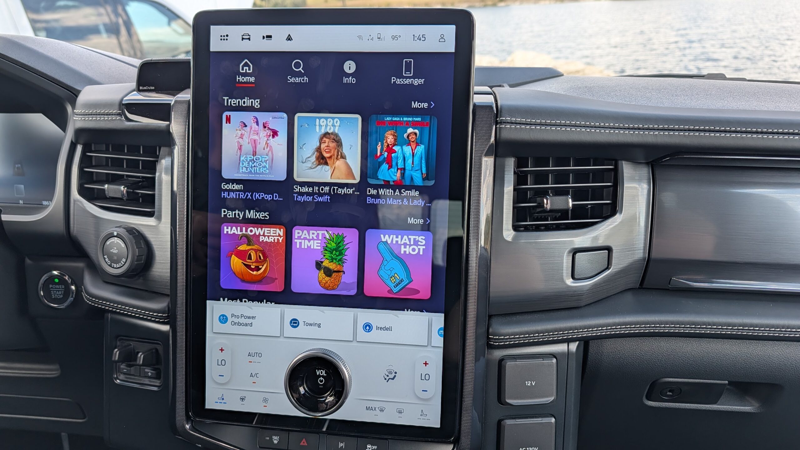 Ford might have the best infotainment system - The Manual