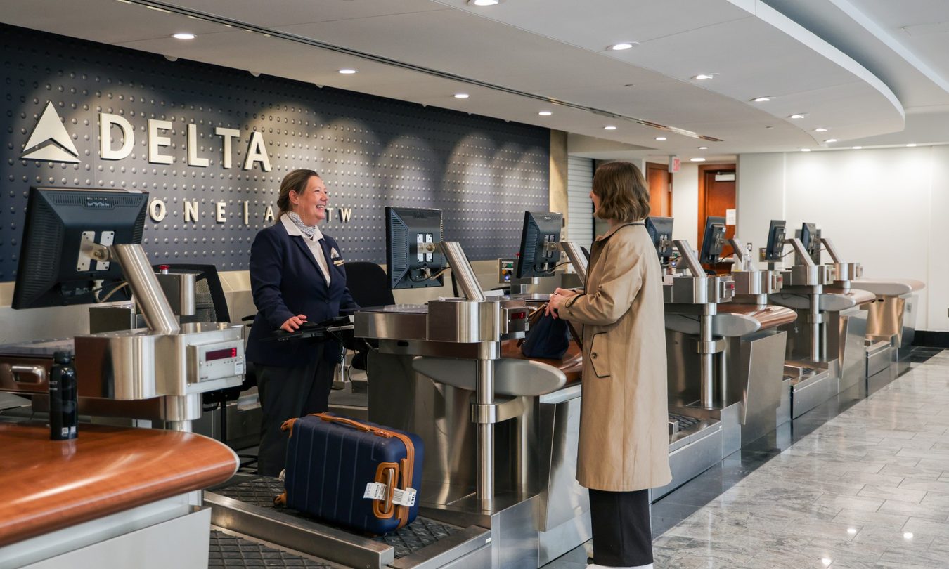 Uber Shuttle connects LaGuardia to Midtown Manhattan - The Manual