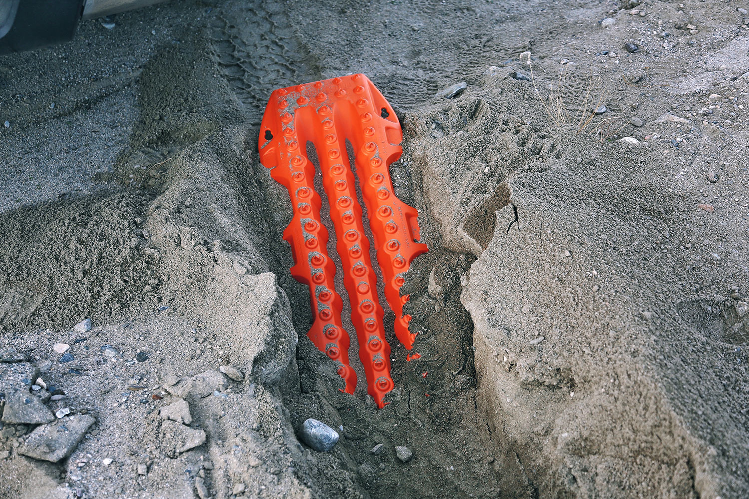 You Need MaxTrax Recovery Boards to Keep the Adventure Alive - The Manual