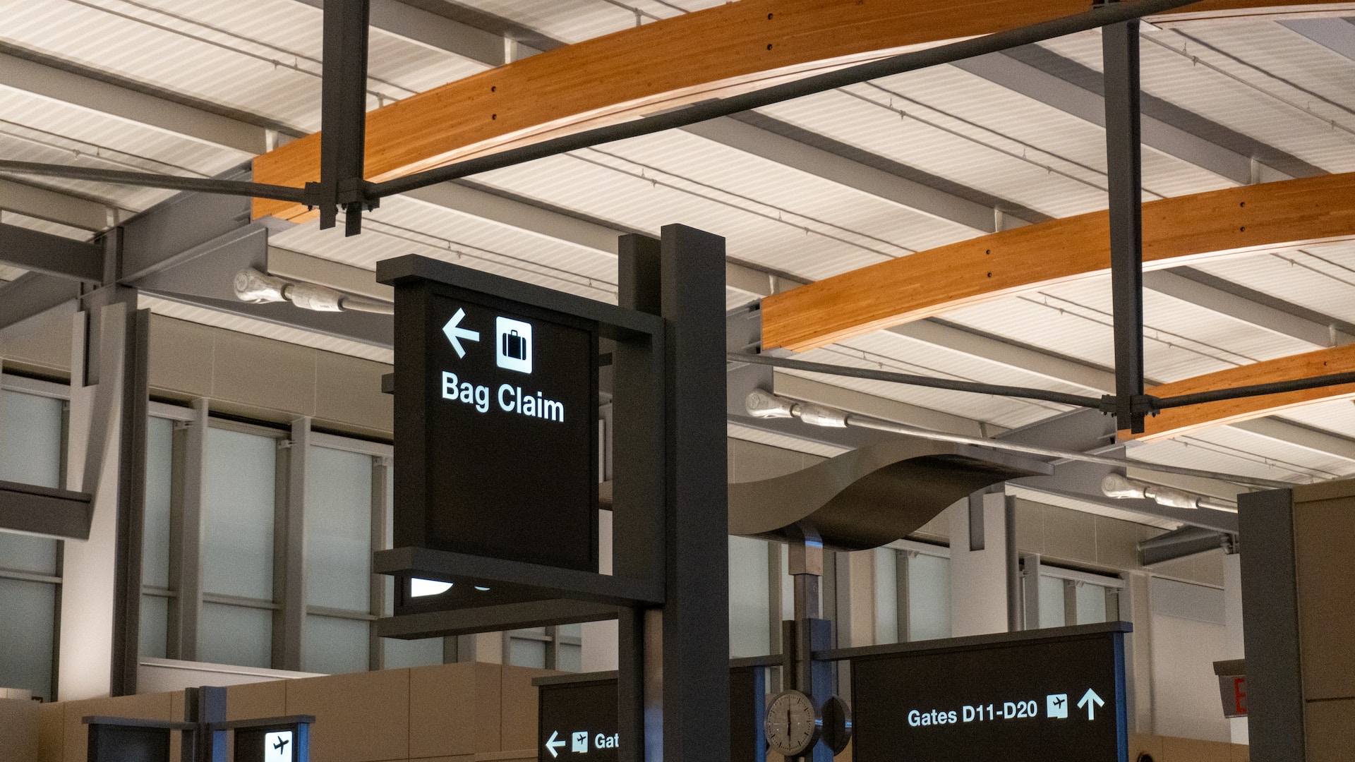 Have lost luggage? Here’s exactly what to do next - The Manual