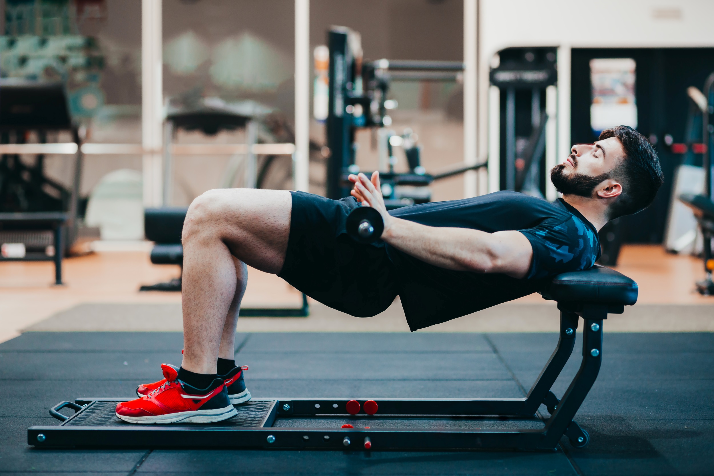 How to do a glute bridge: Form, benefits, tips and more - The Manual