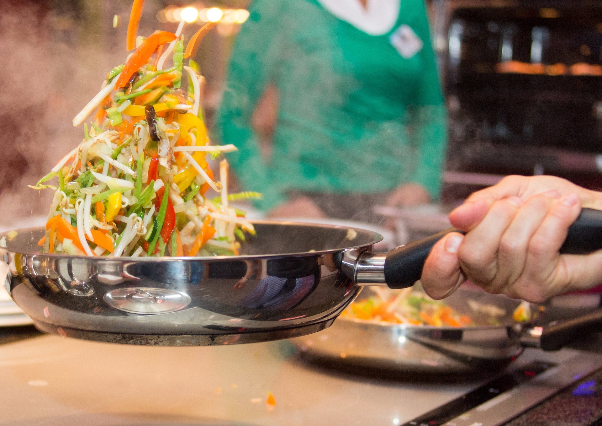 How To Cook Stir-Fry Without A Wok - The Manual
