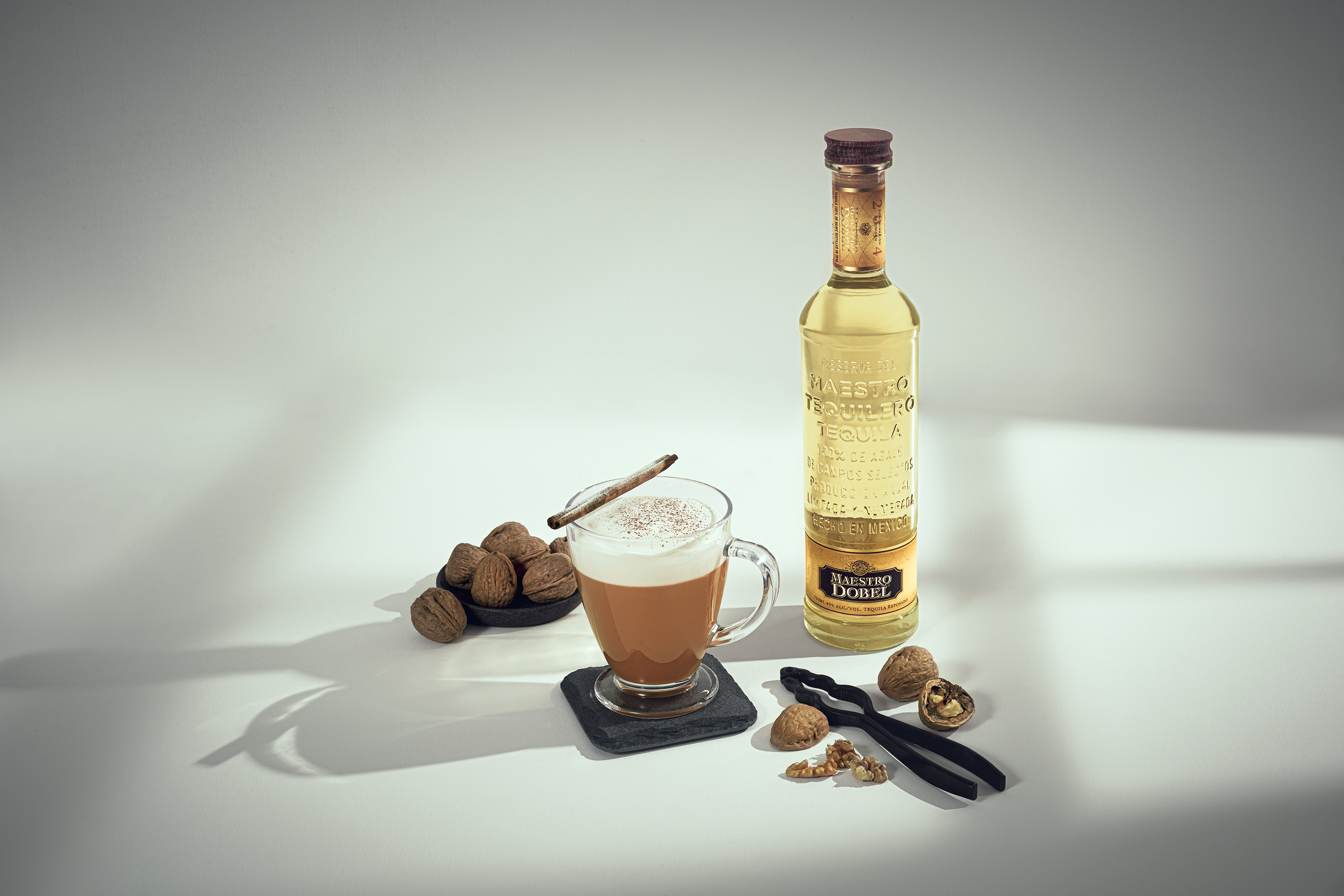 Get cozy with pumpkin spice & apple cider tequila cocktails - The Manual